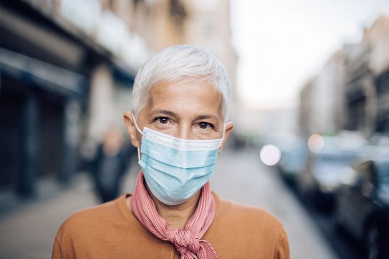 Why old people need to be extra careful when wearing masks and how to ...
