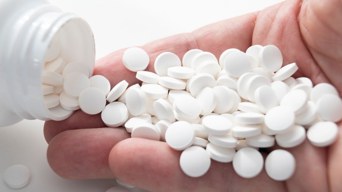 Hospital superbugs can be brought under control by a surprise weapon ...