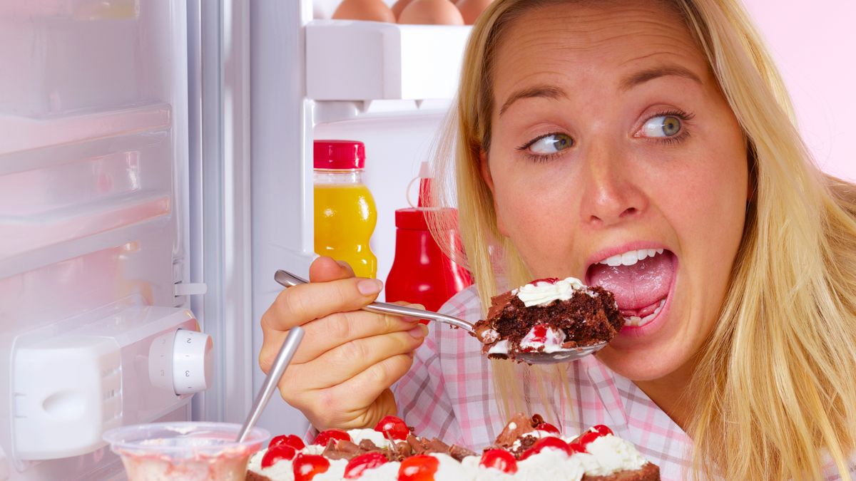 Some people can eat a full meal and still feel hungry - this is why ...